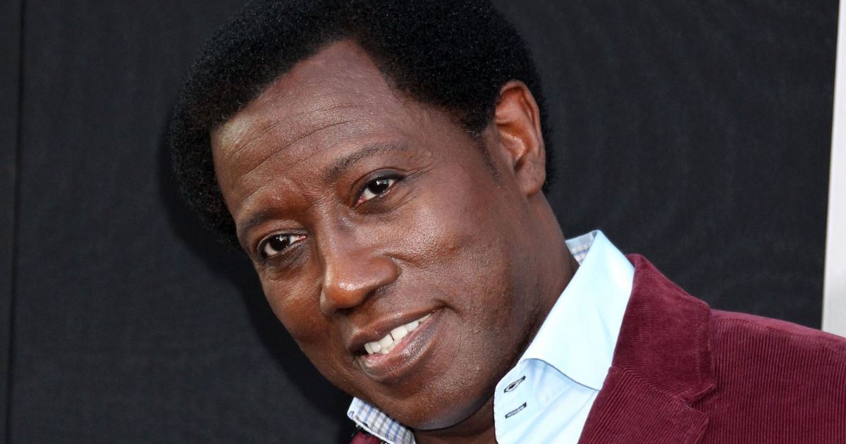 Wesley Snipes à l'avant-première du film Expendables 3 au TLC Chinese ...