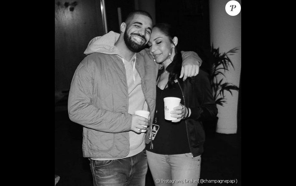 Drake et Sade dans les coulisses de l'O2 Arena à Londres. Mars 2017 ...