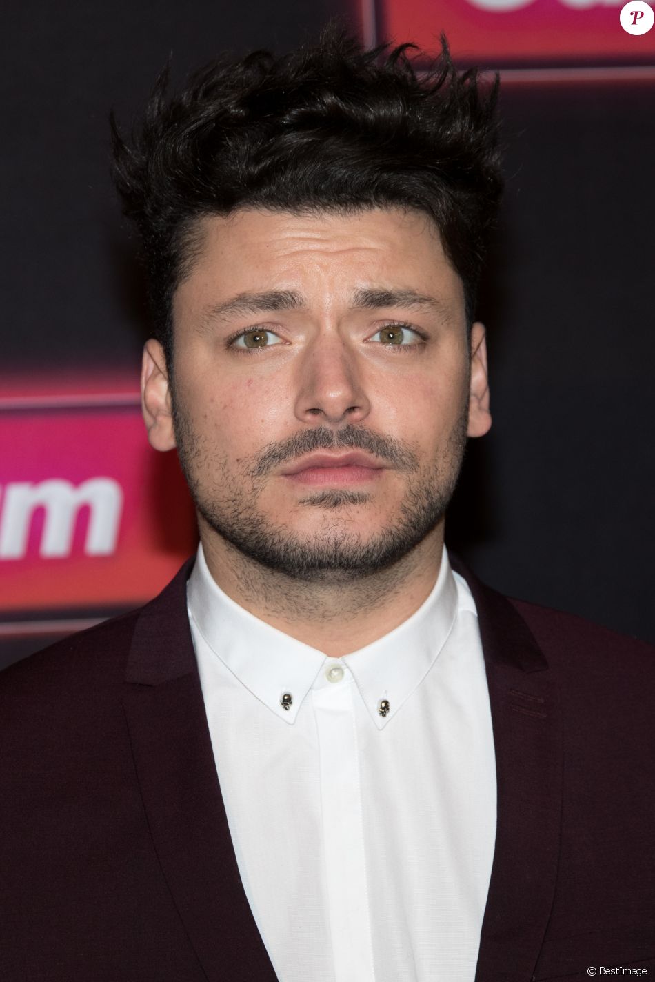 Kev Adams à l'avant-première du film Gangsterdam au cinéma Grand Rex à ...