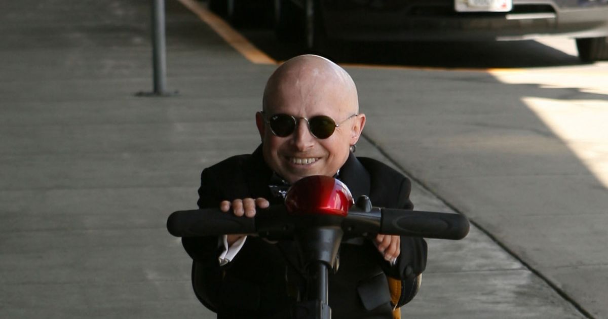 Verne Troyer - Personnalités lors du 16e Starkey Hearing Foundation ...