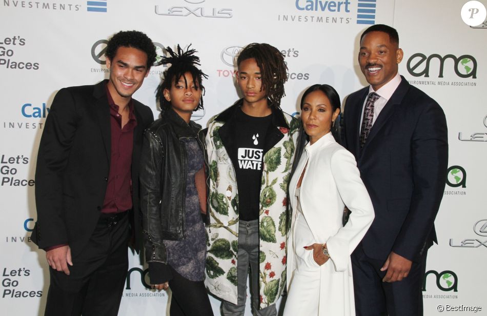 Will Smith, son fils Trey (à gauche), Jada Pinkett et leurs enfants ...