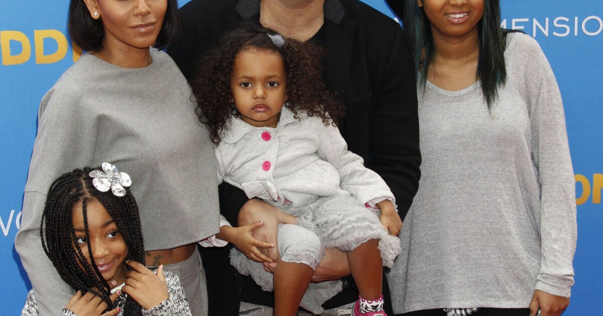 Mel B mauvaise mère ? Le père de sa fille aînée balance - Ode (Purepeople)