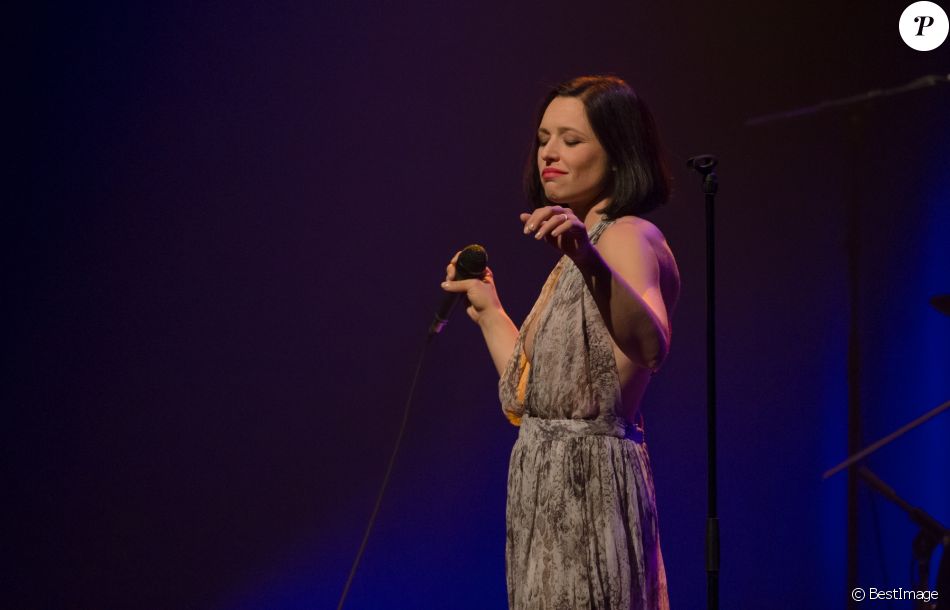 Exclusif - Concert de la chanteuse Natasha St-Pier au casino Barrière ...