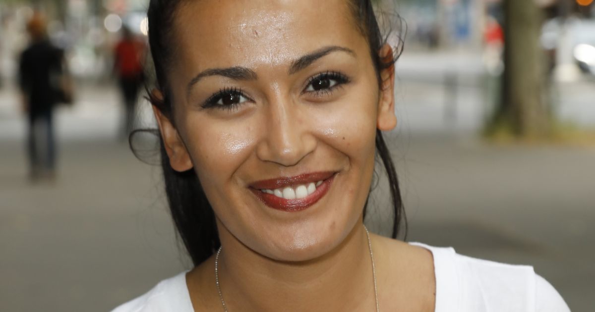 Exclusif - Karima Charni à la soirée de lancement du livre d'Hapsatou ...