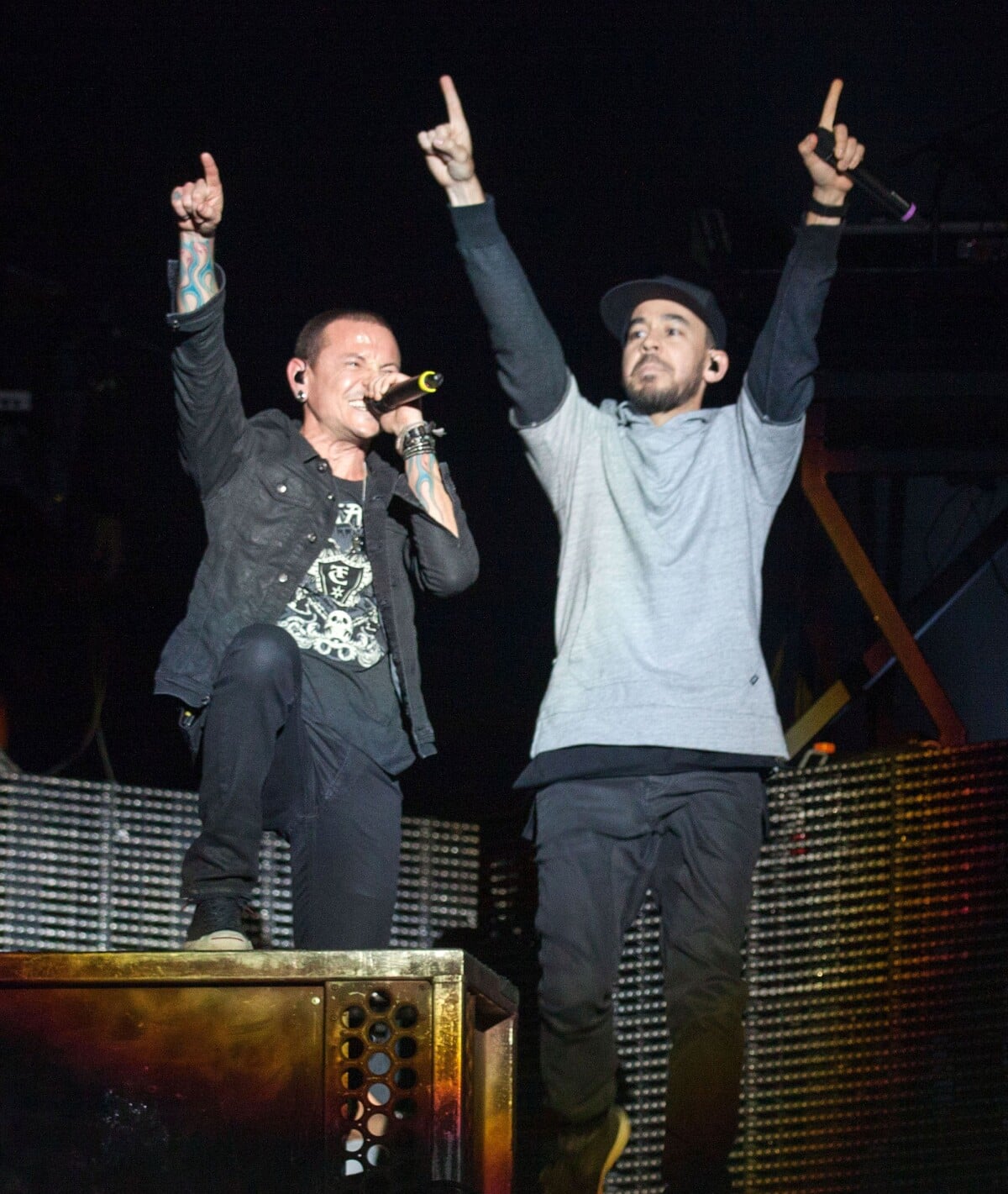 Photo : Chester Bennington et Mike Shinoda - Linkin Park en concert au ...