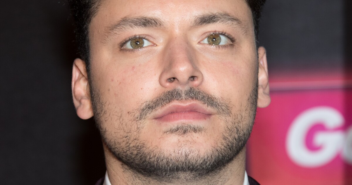 Kev Adams de retour en Aladin : Il dévoile la 1re image d'"Alad'2 ...