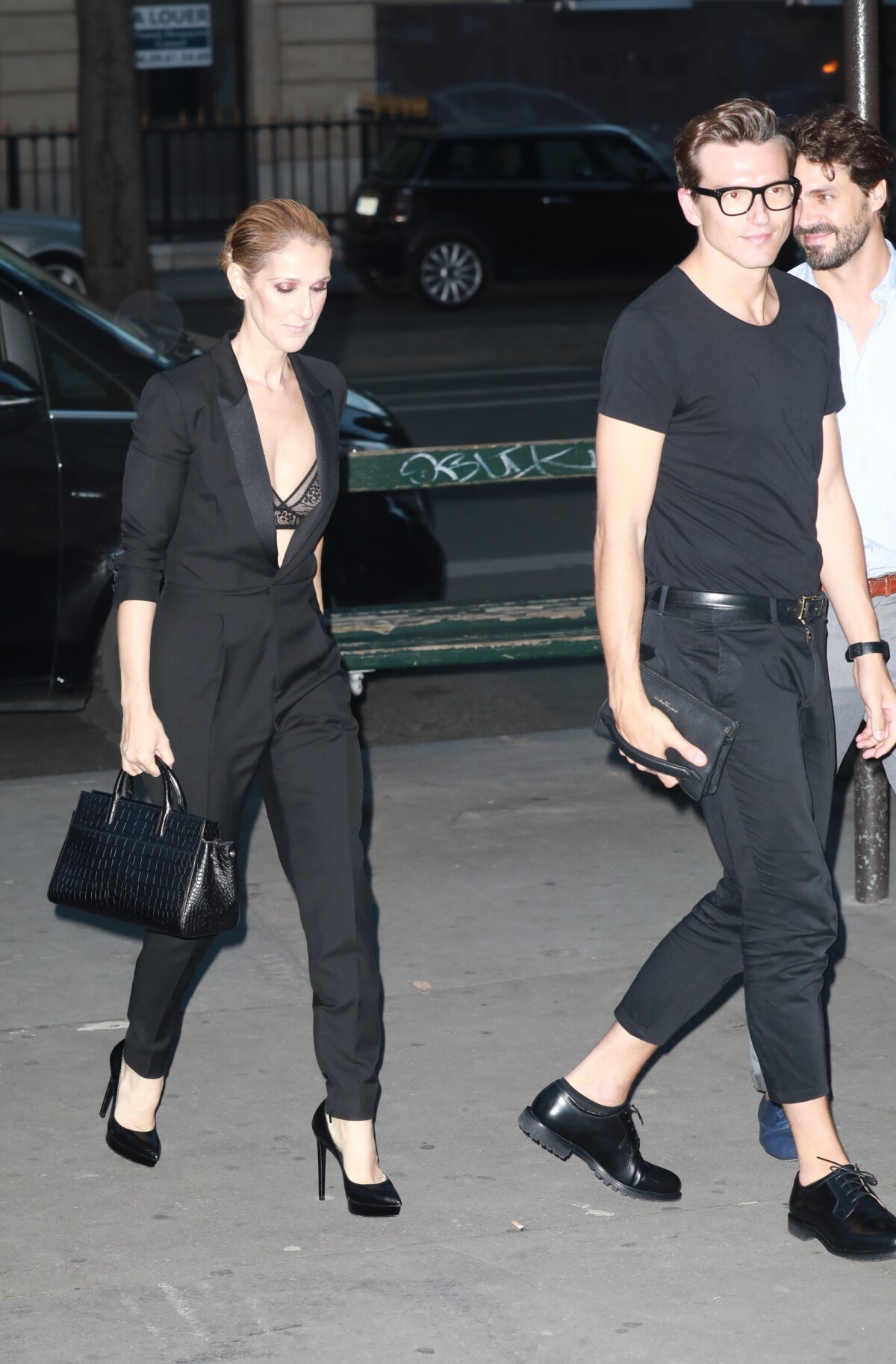 Photo Céline Dion Quitte Le Lhôtel Royal Monceau Et Va Dîner En