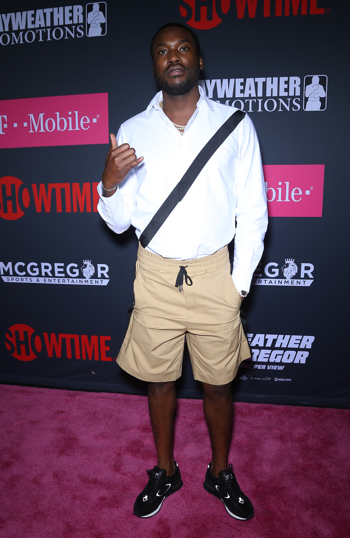 Photo : Meek Mills - Les célébrités arrivent au T-Mobile Arena pour ...