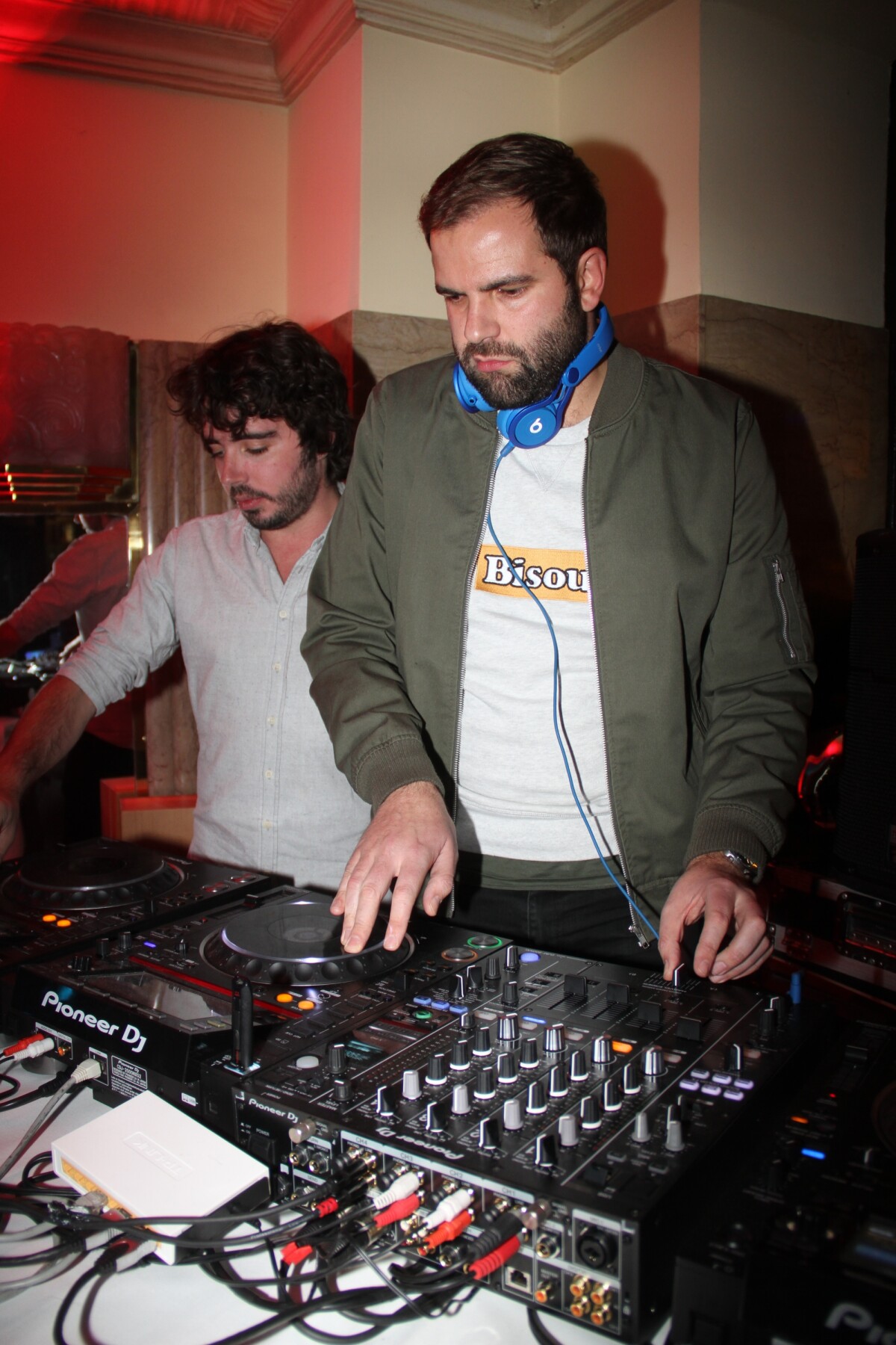 Photo : Semi-exclusif - Éric Metzger et Quentin Margot aux platines ...