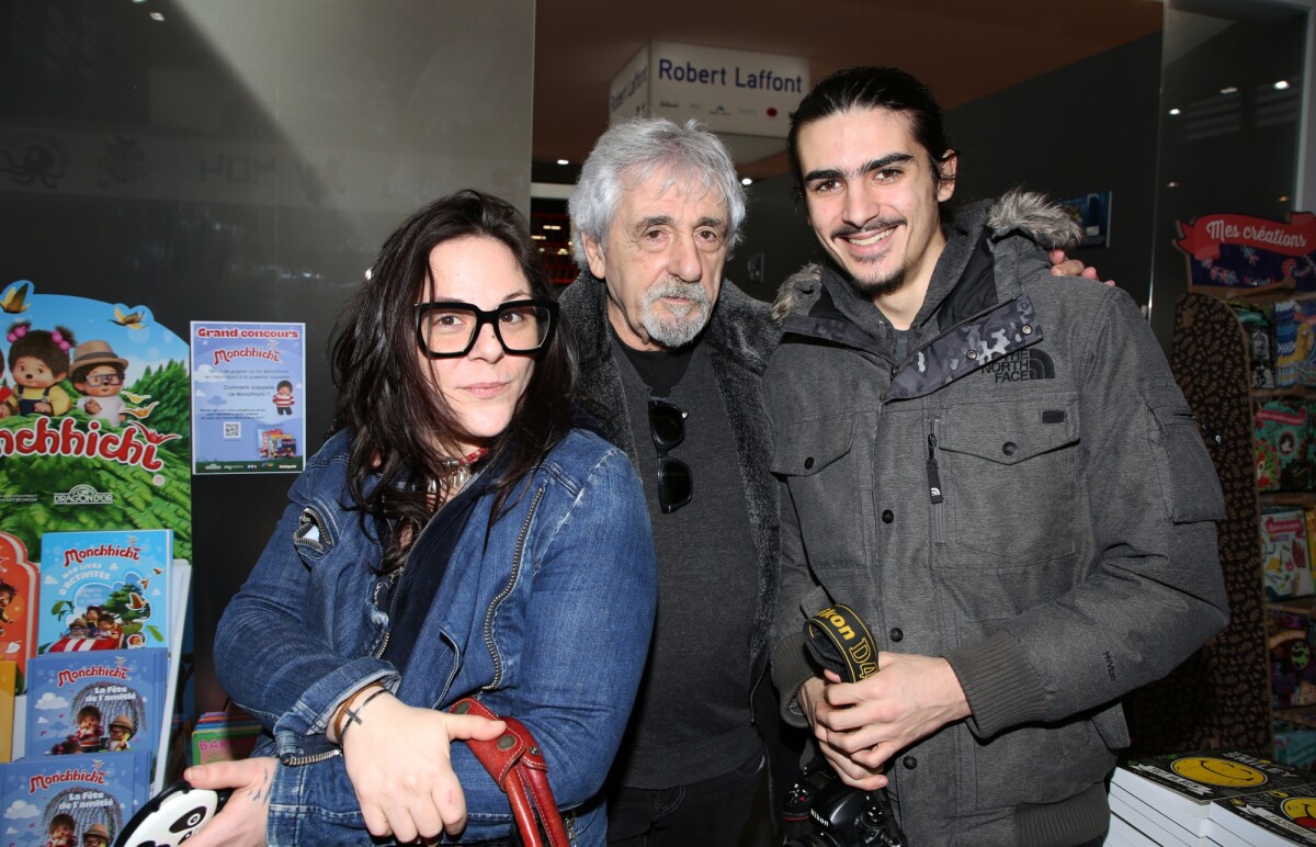 Photo : Daniel Angeli et ses enfants Charlotte Angeli et César lors du ...