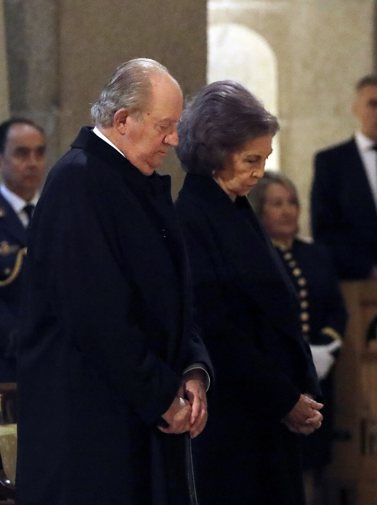 Photo Le Roi Juan Carlos Ier Despagne Et La Reine Sofia Recueillis