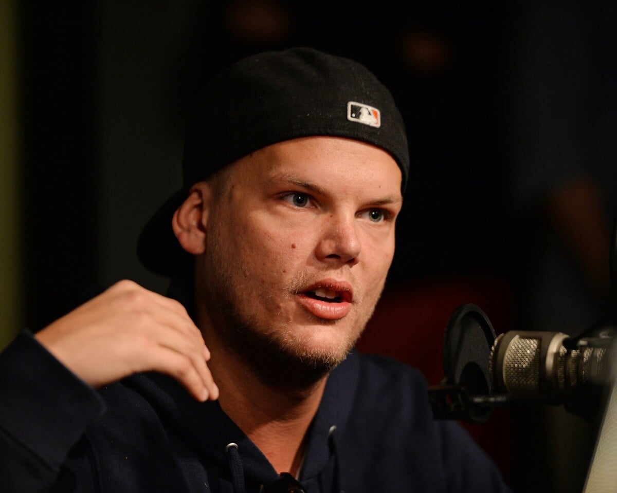 Photo : Le DJ Avicii sur Radio Y-100 à Fort Lauderdale le 12 février ...