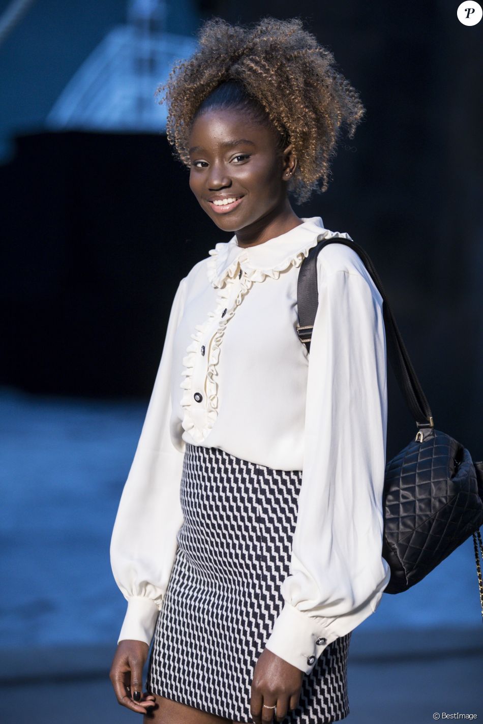 Karidja Touré - Photocall du défilé de la collection Croisière Chanel ...