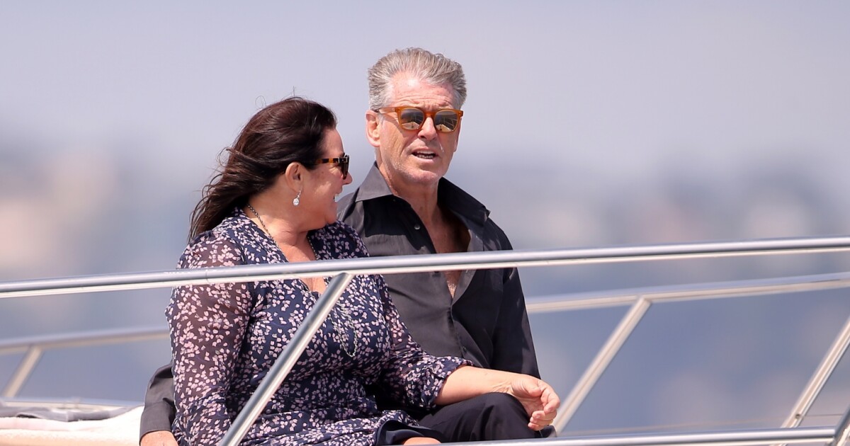 Pierce Brosnan : Amoureux de sa "meuf" au Festival de Cannes - Ode ...