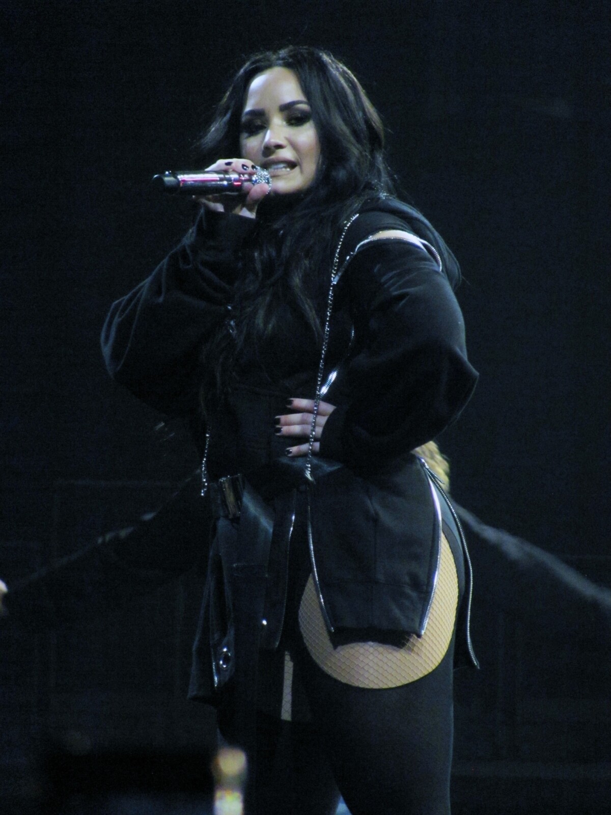 Photo : Demi Lovato en concert à l'O2 Arena à Londres. Le 25 juin 2018 ...
