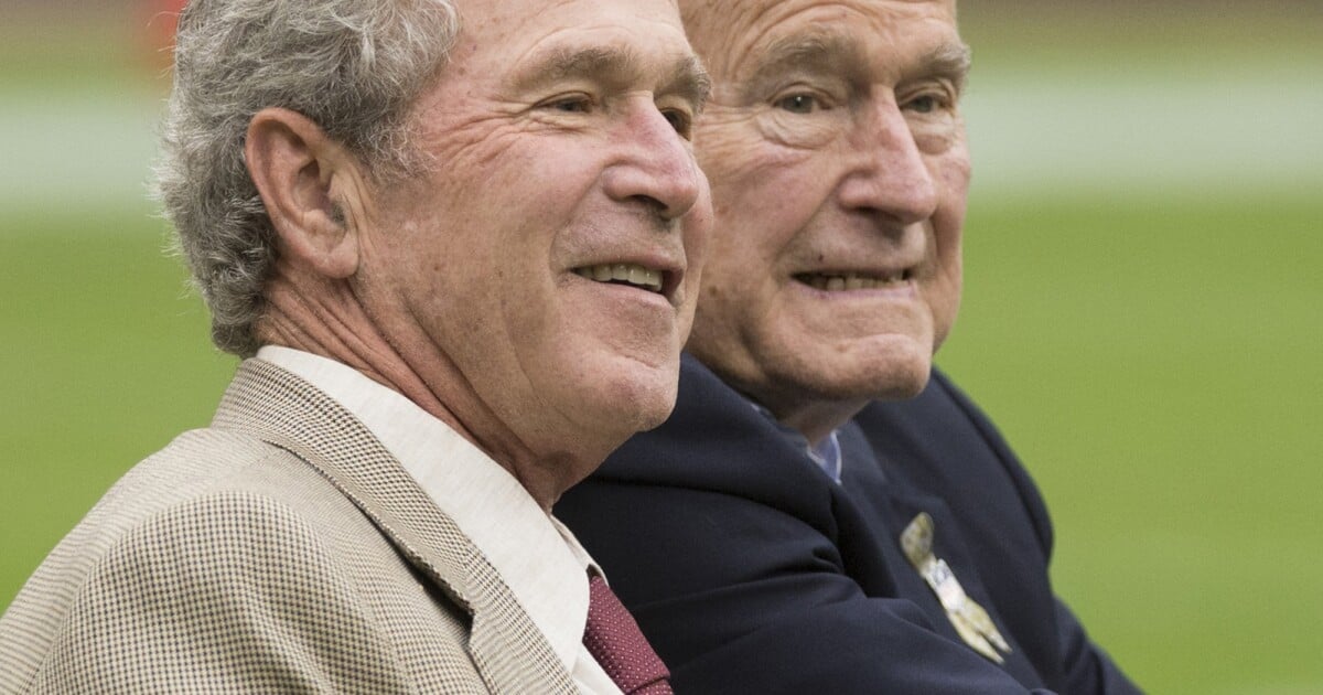 George W. Bush en deuil : "Notre cher papa George H.W. Bush est mort ...