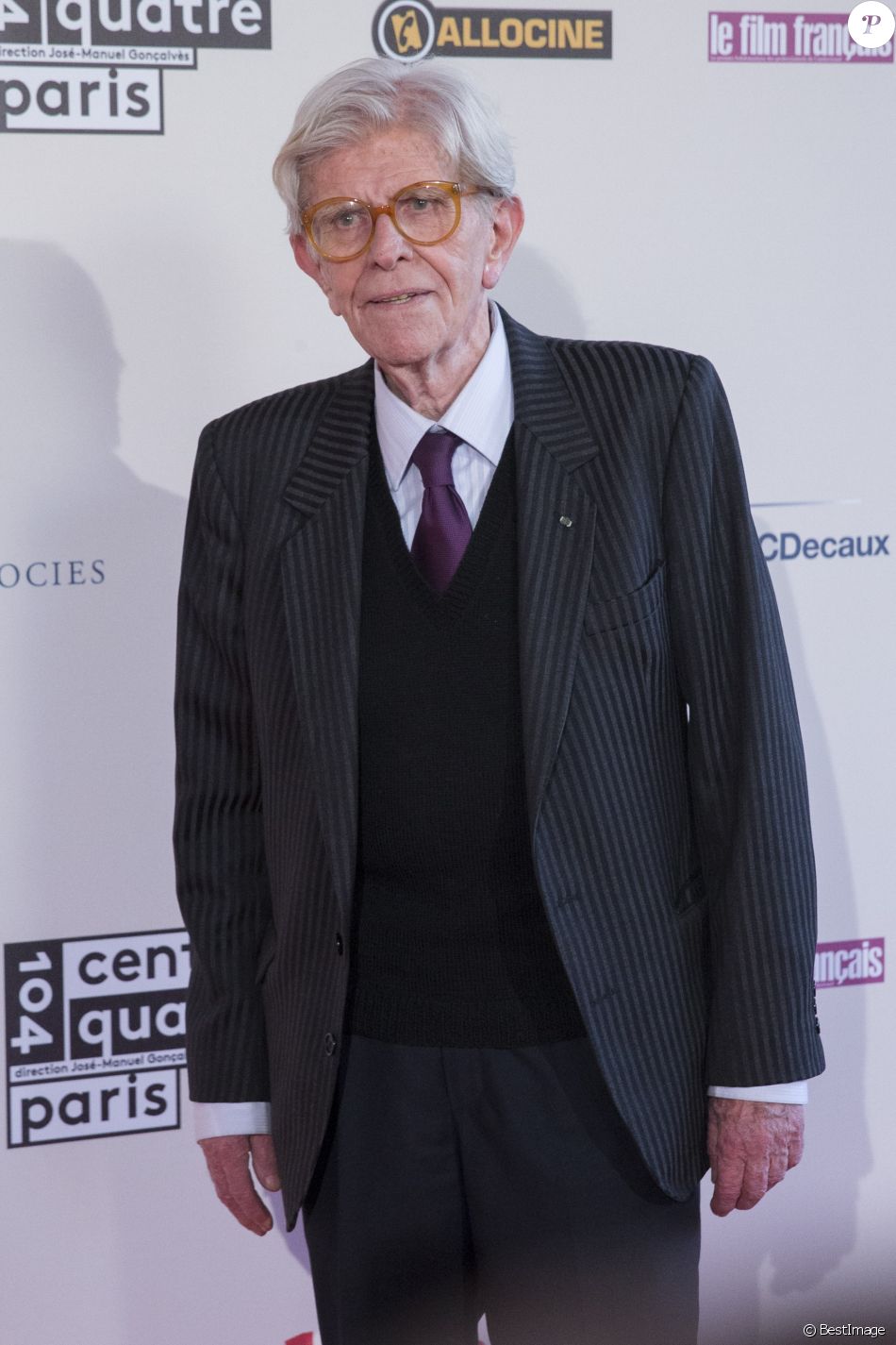 Henry Chapier - Photocall de l'exposition 120 ans de Cinéma: Depuis que ...
