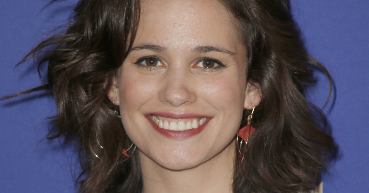Lucie Lucas resplendissante avec les stars de "Clem" - Purepeople