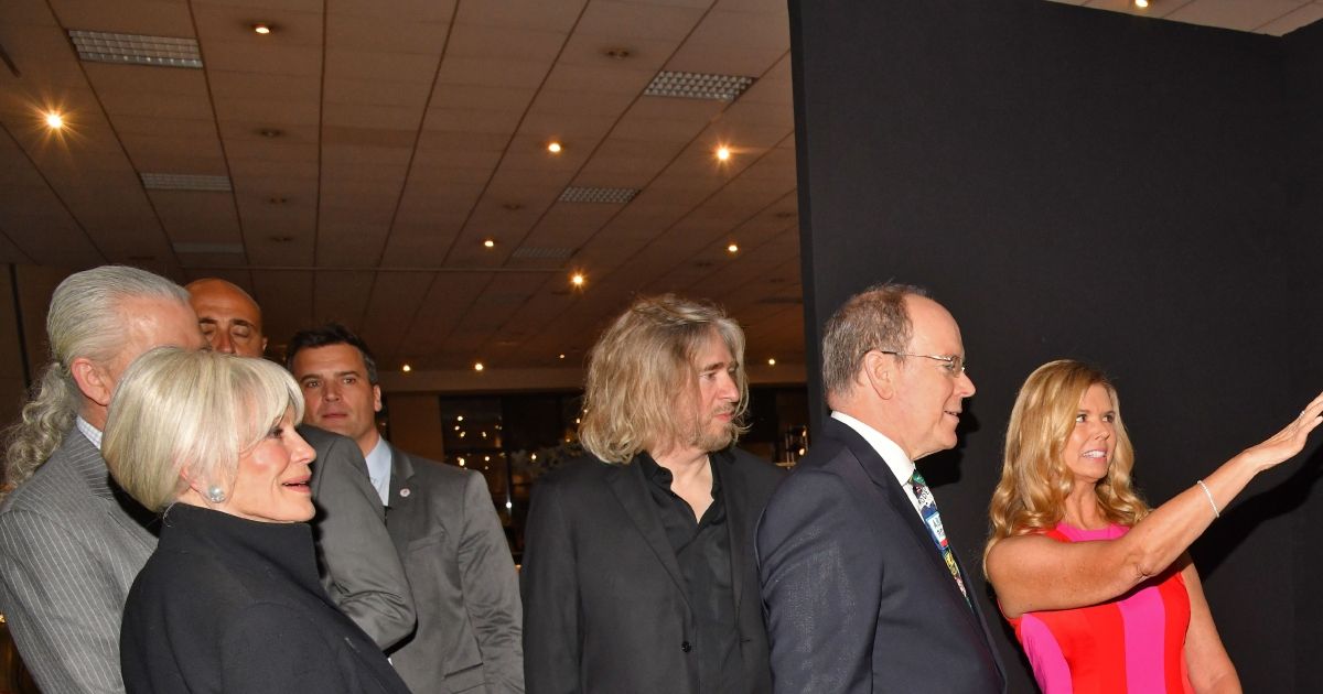 Linda Evans, Stephane Bolongaro, le prince Albert II de Monaco et l ...