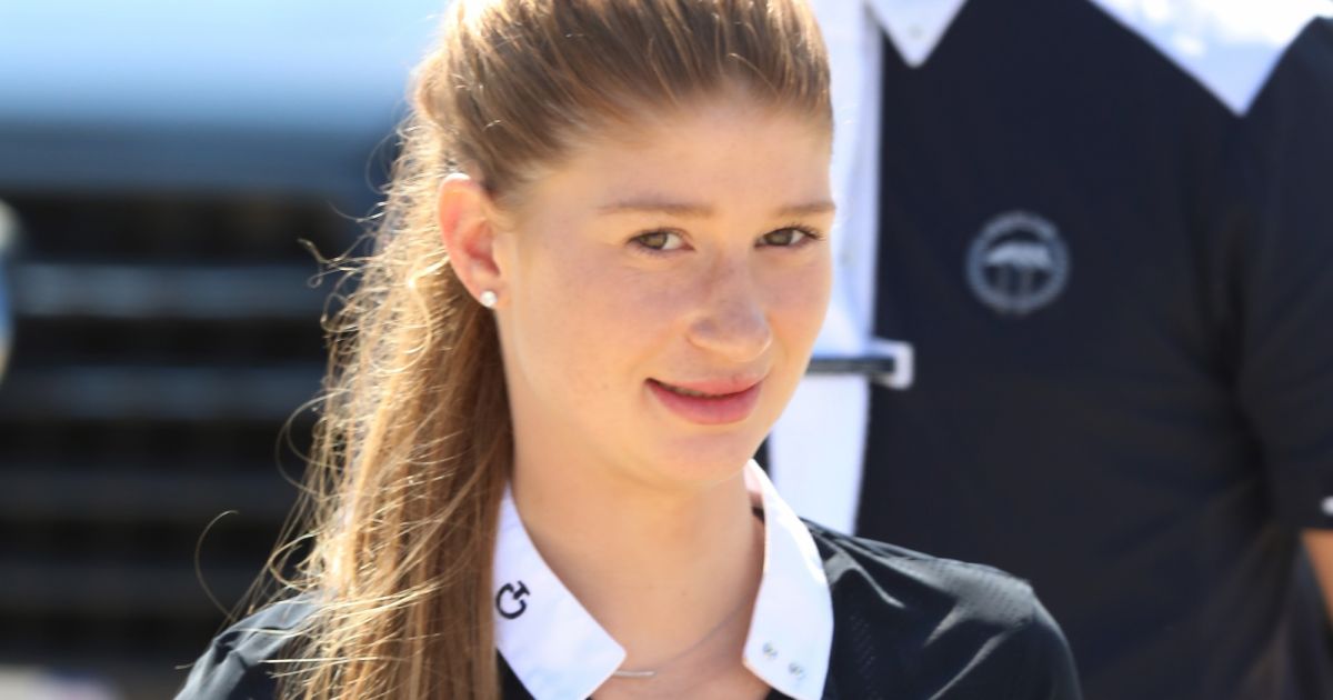 Jennifer Gates durant la 13eme édition du Jumping International de ...