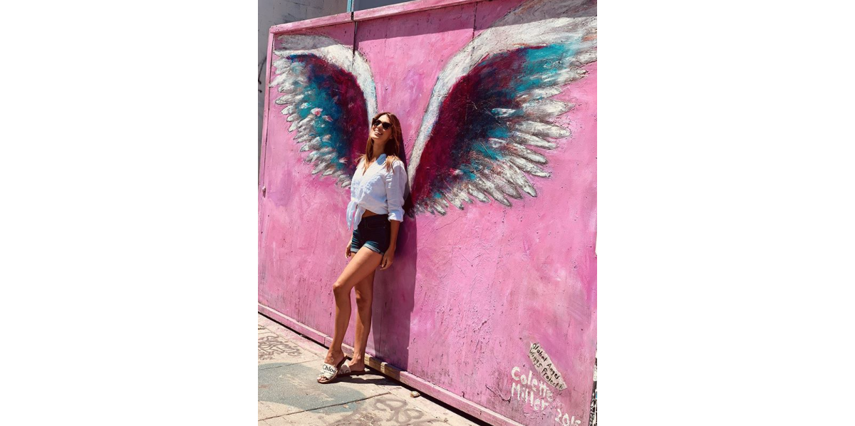 Photo : Iris Mittenaere en Californie, le 25 juillet 2019. - Purepeople