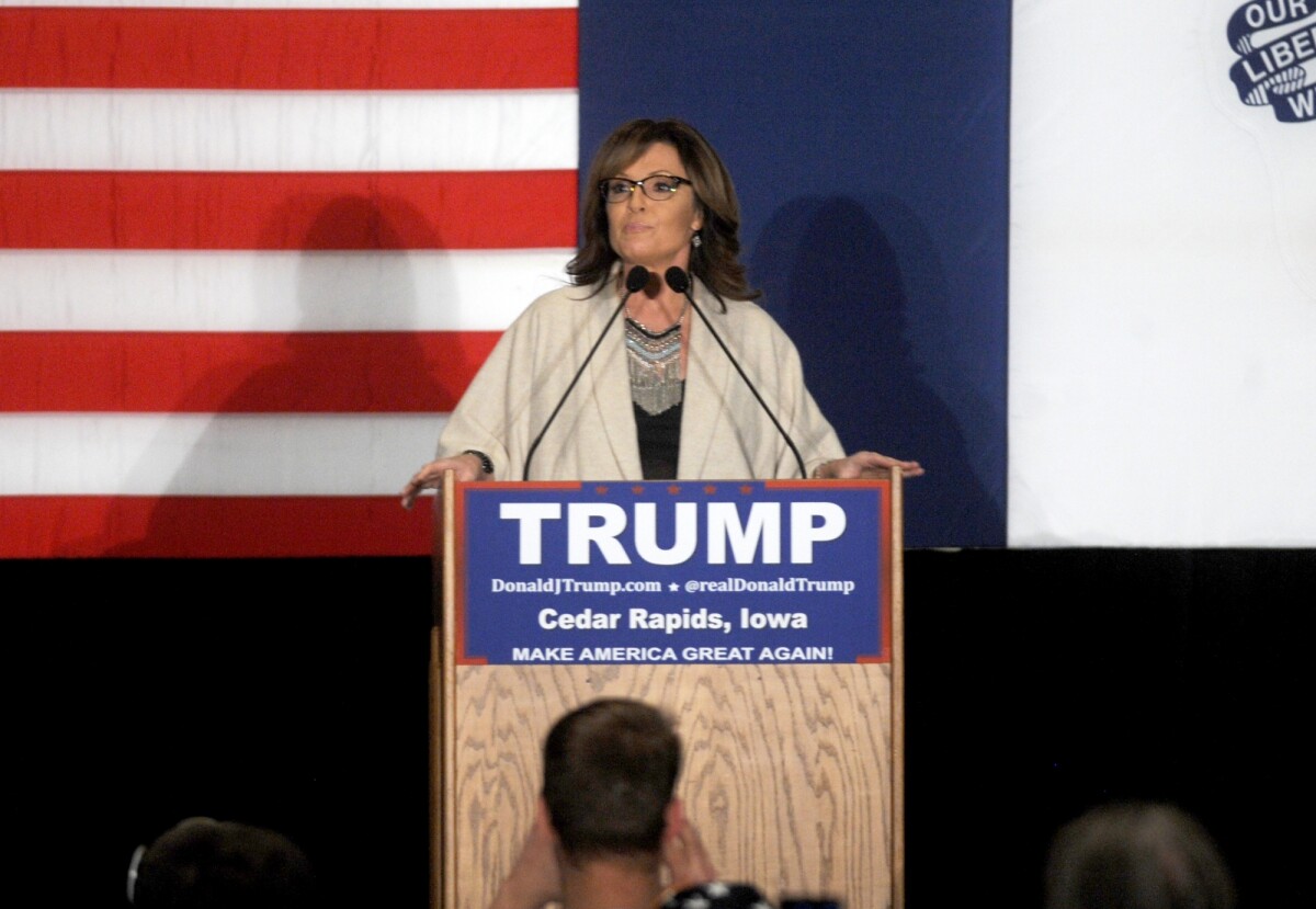 Photo : Sarah Palin - Donald Trump en meeting à Cedar Rapids dans l ...