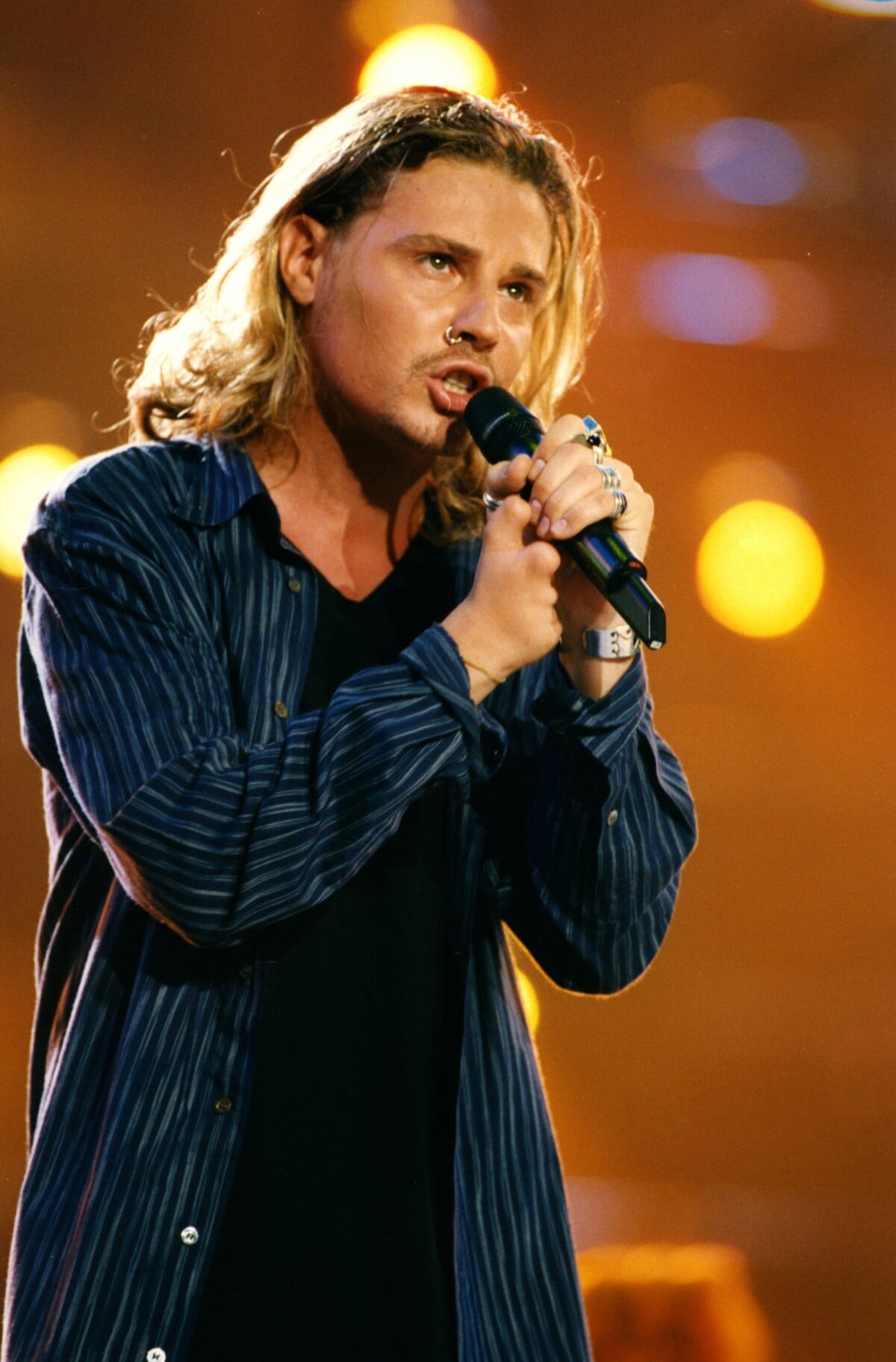 Photo : Mickaël Winter, 1998. - Purepeople