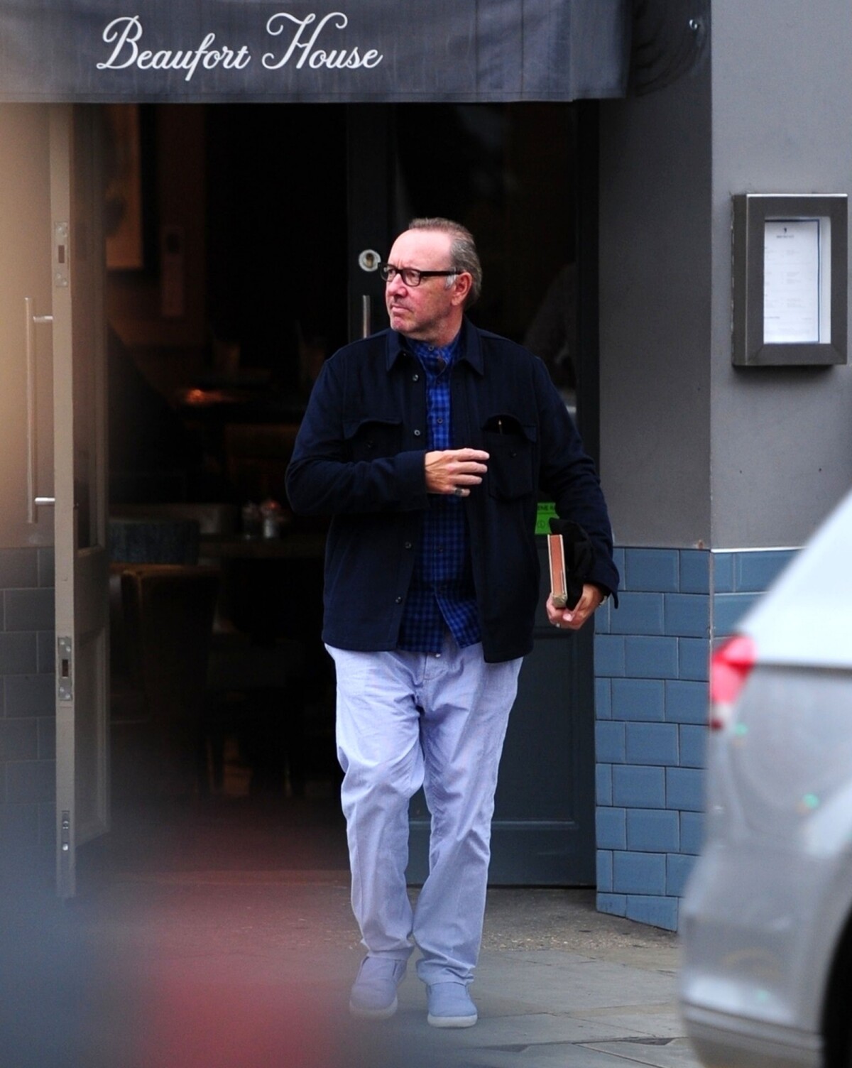 Photo : Exclusif - L'acteur américain Kevin Spacey quitte le restaurant ...
