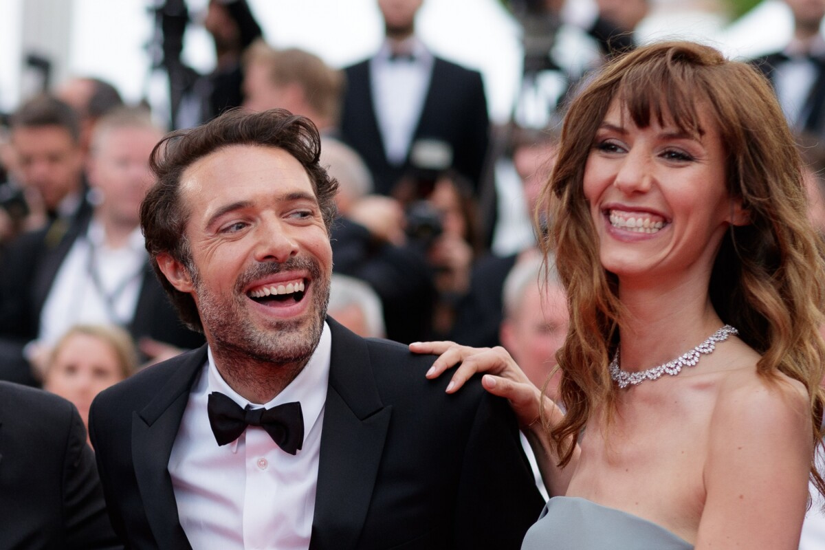 Photo : Nicolas Bedos, Doria Tillier - Montée des marches du film "La ...