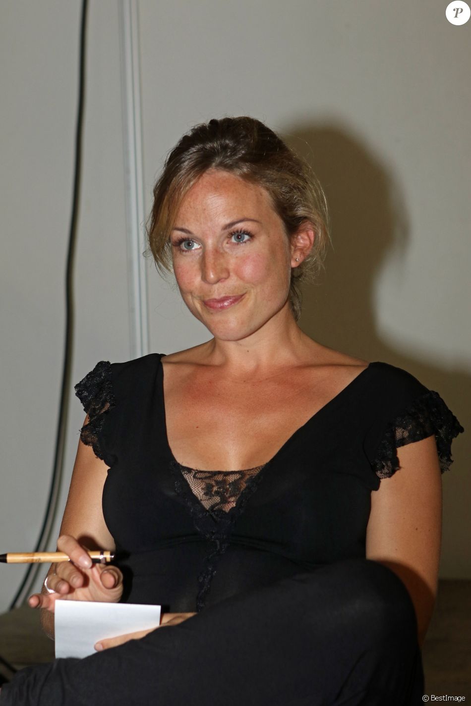 Exclusif - Aurélie Vaneck au 1er festival des jeunes talents à La Teste ...