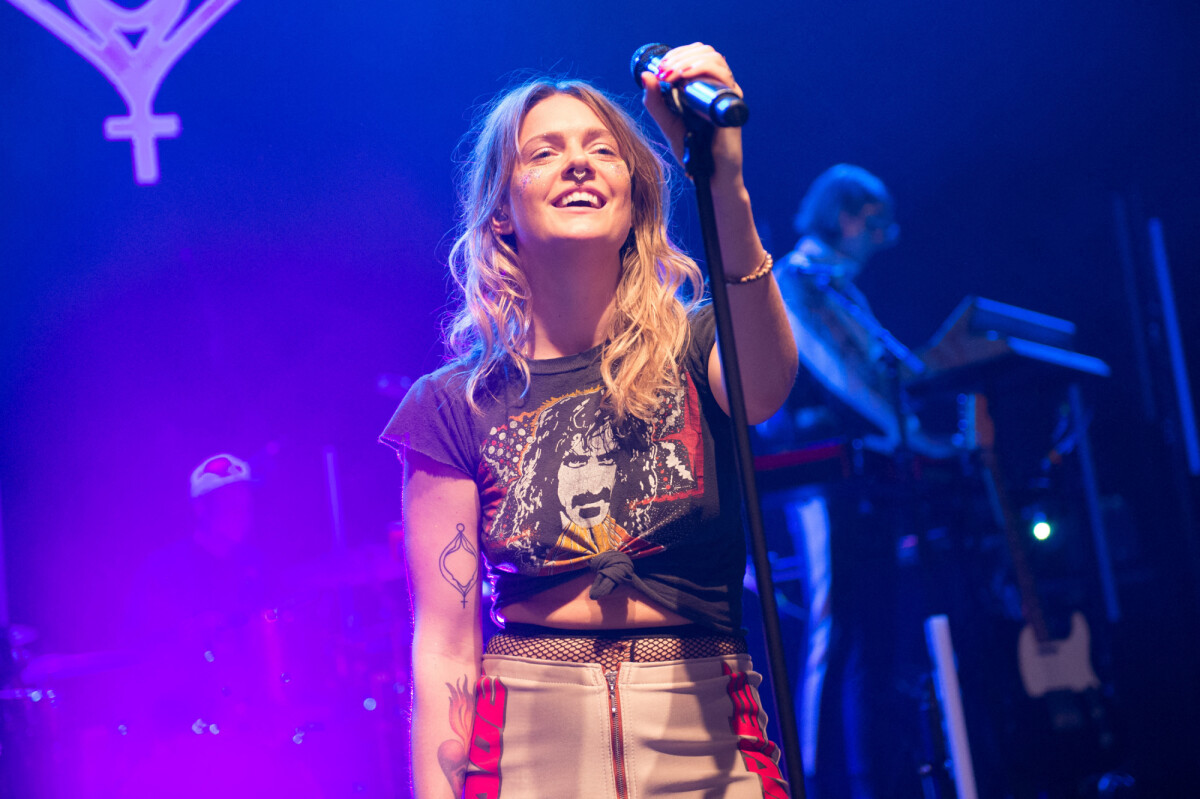 Photo : Tove Lo en concert au Shepherd's Bush Empire de Londres. Le 17 ...