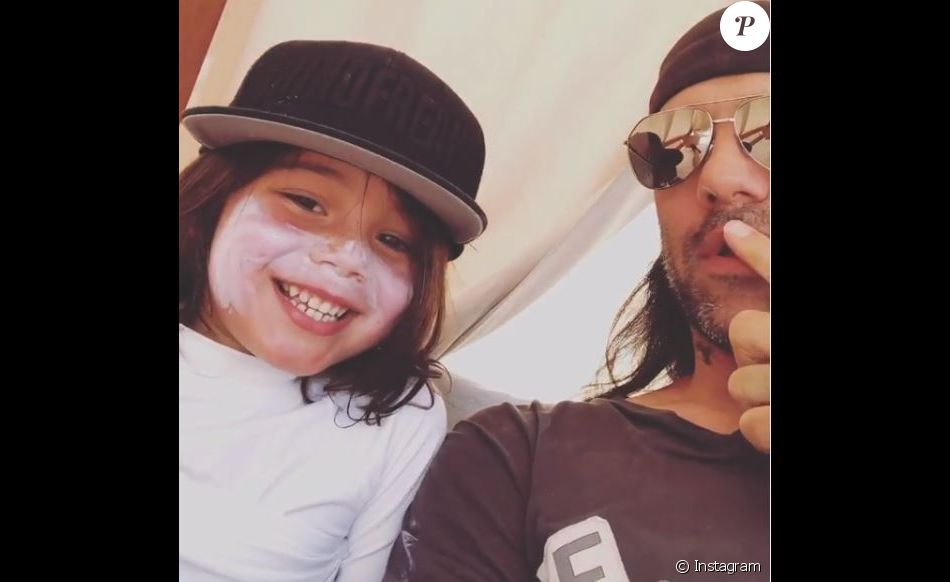 Criss Angel et son fils Johnny le 12 novembre 2019 sur Instagram. - Purepeople