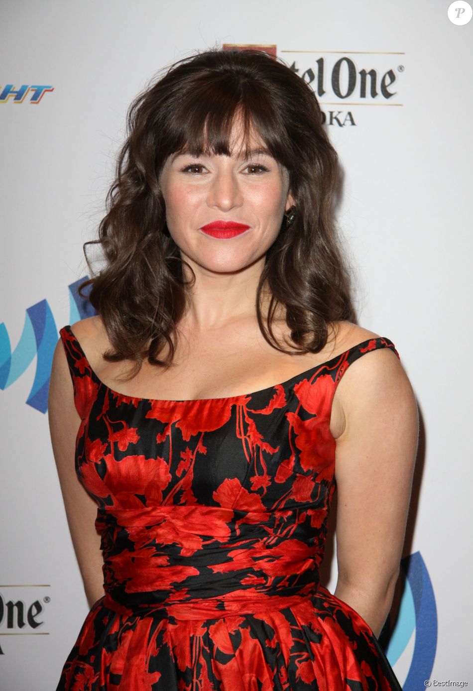 Yael Stone lors de la soirée annuelle des 25emes GLAAD Media Awards à ...