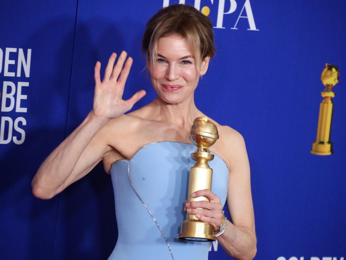 Photo : Renée Zellweger lors de la Press Room de la 77ème cérémonie ...
