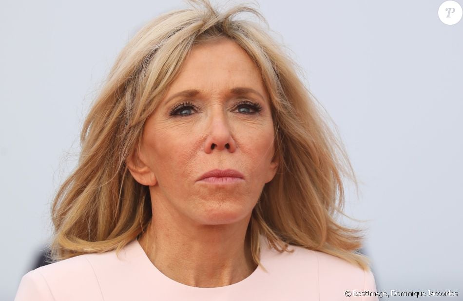 Brigitte Macron, Première dame - Déplacement en Côte d'Ivoire - Arrivée ... Brigitte Macron, Première dame - Déplacement en Côte d'Ivoire - Arrivée ...