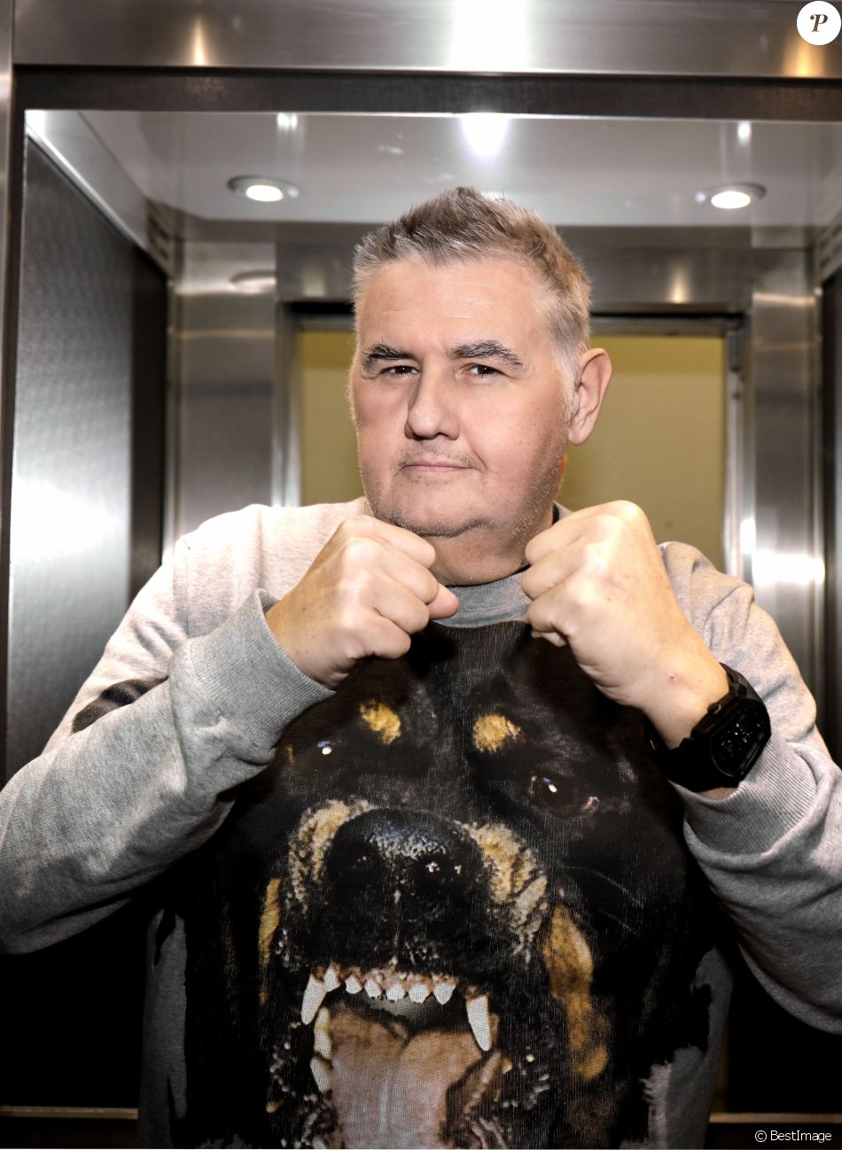 Exclusif - Portrait de Pierre Ménès. Le 22 octobre 2019. - Purepeople