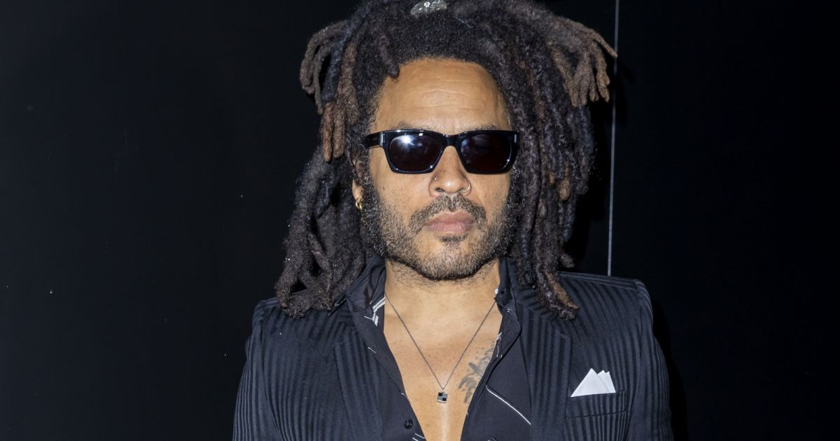 Lenny Kravitz assiste au défilé de mode Saint Laurent, collection prêt ...