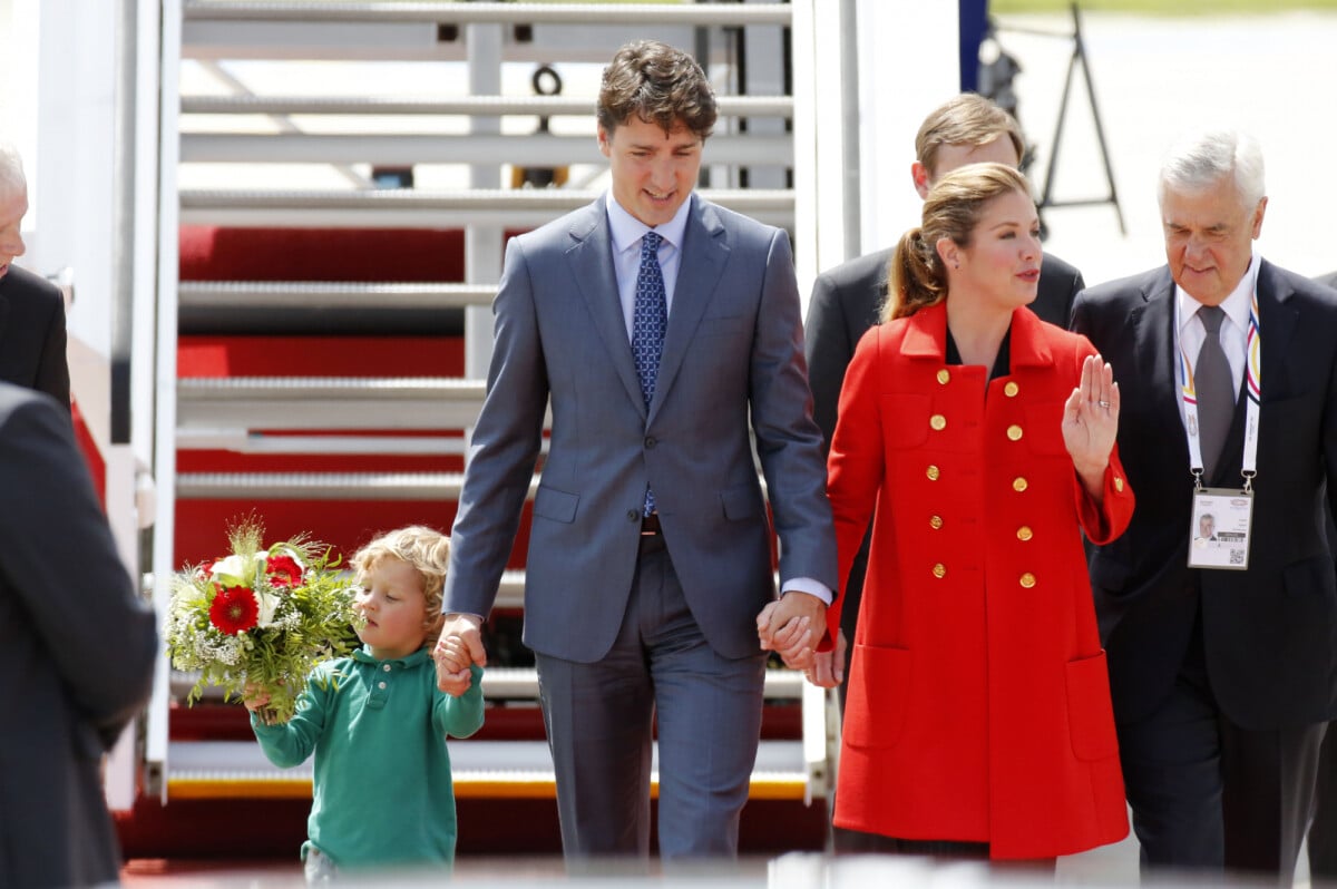 Photo : Justin Trudeau, sa femme Sophie Gregoire et leur fils Hadrien ...