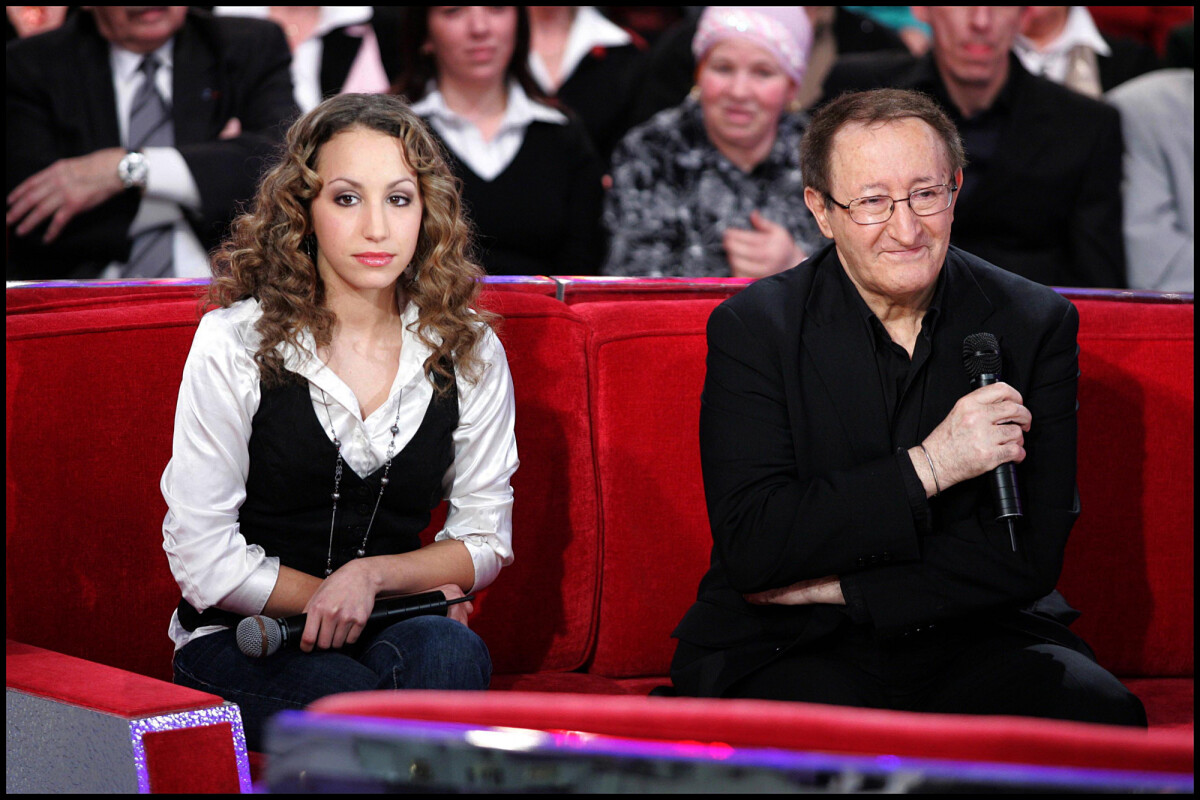 Photo : Tanina et Idir sur le plateau de Vivement dimanche, en 2009 ...