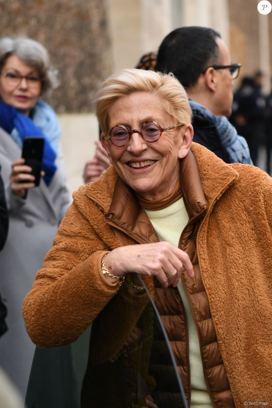 Isabelle Balkany vient chercher son mari Patrick Balkany libéré de la ...
