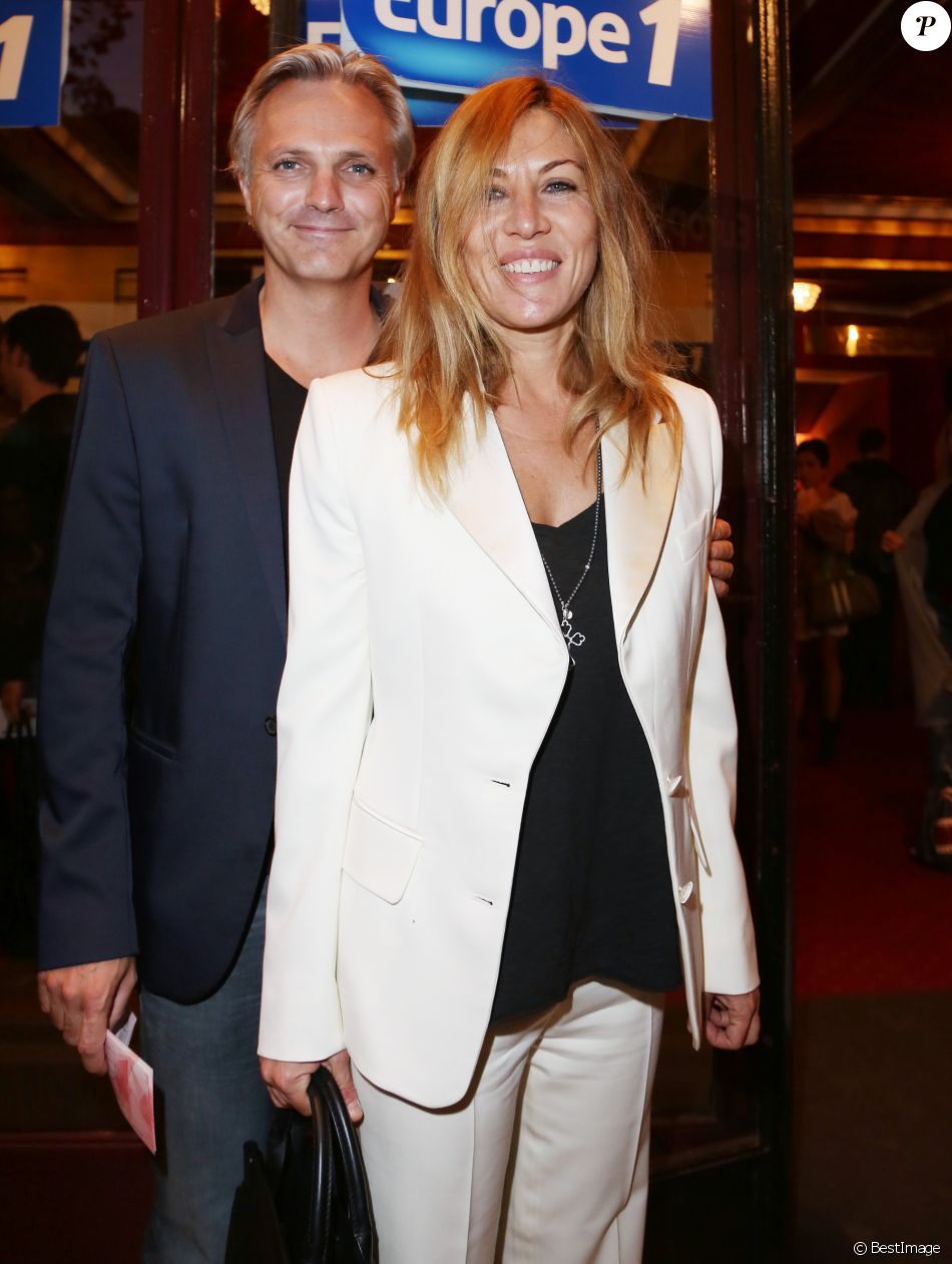 Mathilde Seigner et son compagnon Mathieu Petit à la générale du ...