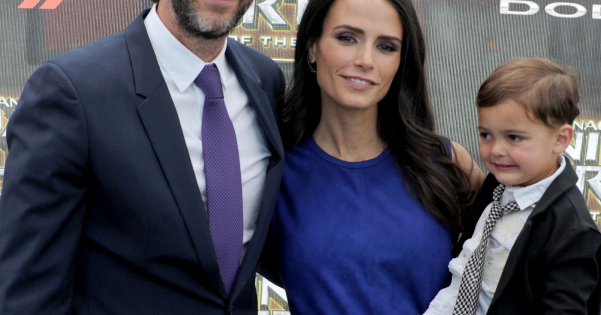 Andrew Form et Jordana Brewster avec leur fils Julian en mai 2016 à New ...