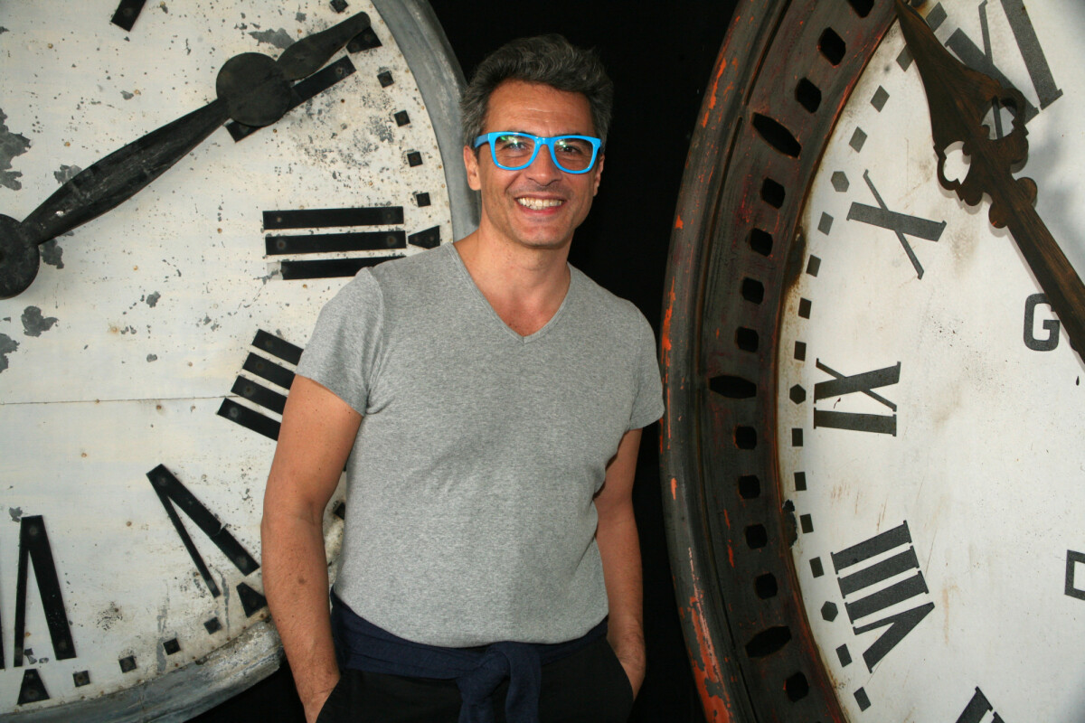 Photo : Exclusif - Rendez-vous avec Julien Cohen lors de la foire de ...