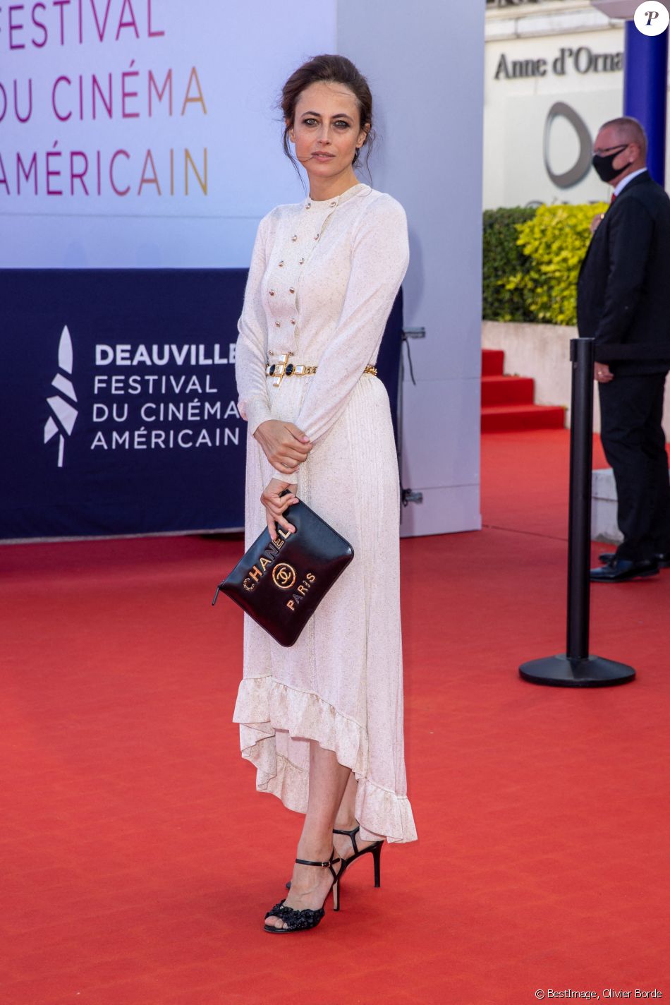 Anne Berest à la première de Comment je suis devenu un super-héros lors ...