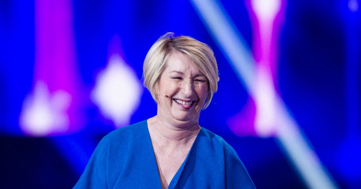 Exclusif - Élisabeth Buffet - Enregistrement de l'émission Les comiques ...