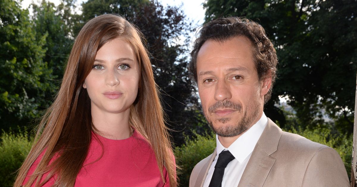 Stefano Accorsi et sa compagne Bianca Vitali - People au défilé de mode ...