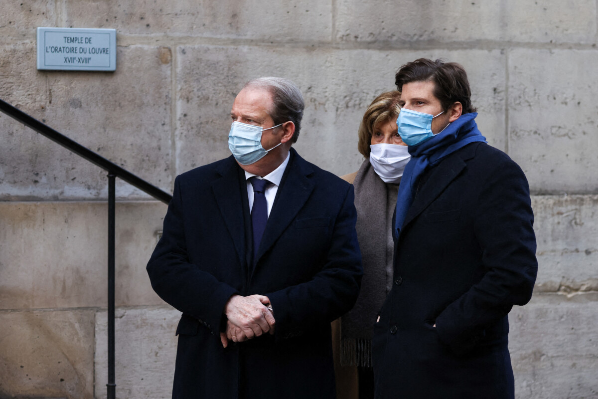 Photo : Exclusif - Pierre Charon - Arrivées aux obsèques de Hubert ...