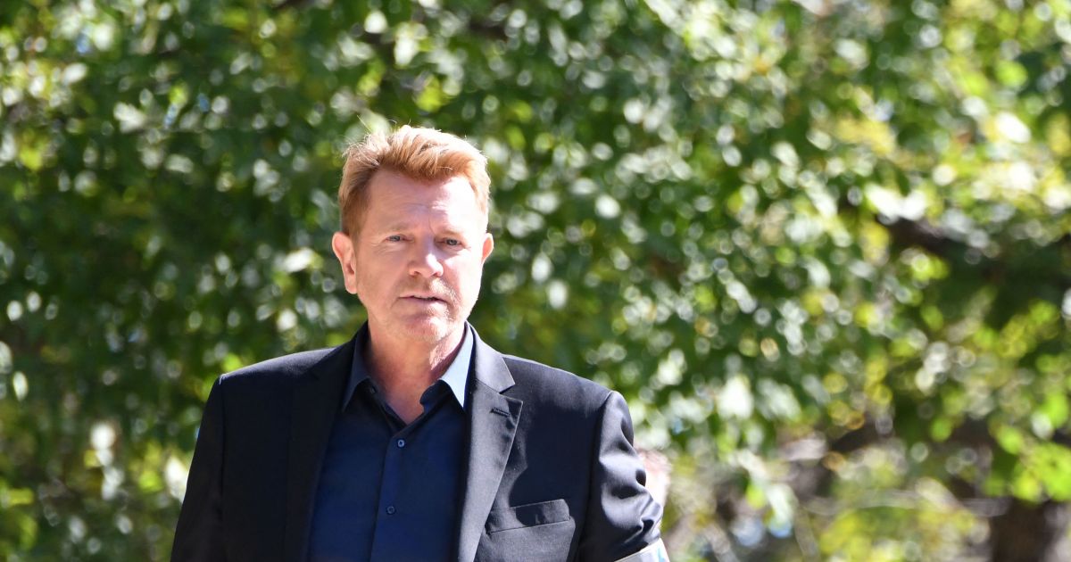 Xavier Deluc durant le premier jour de tournage de la nouvelle saison ...