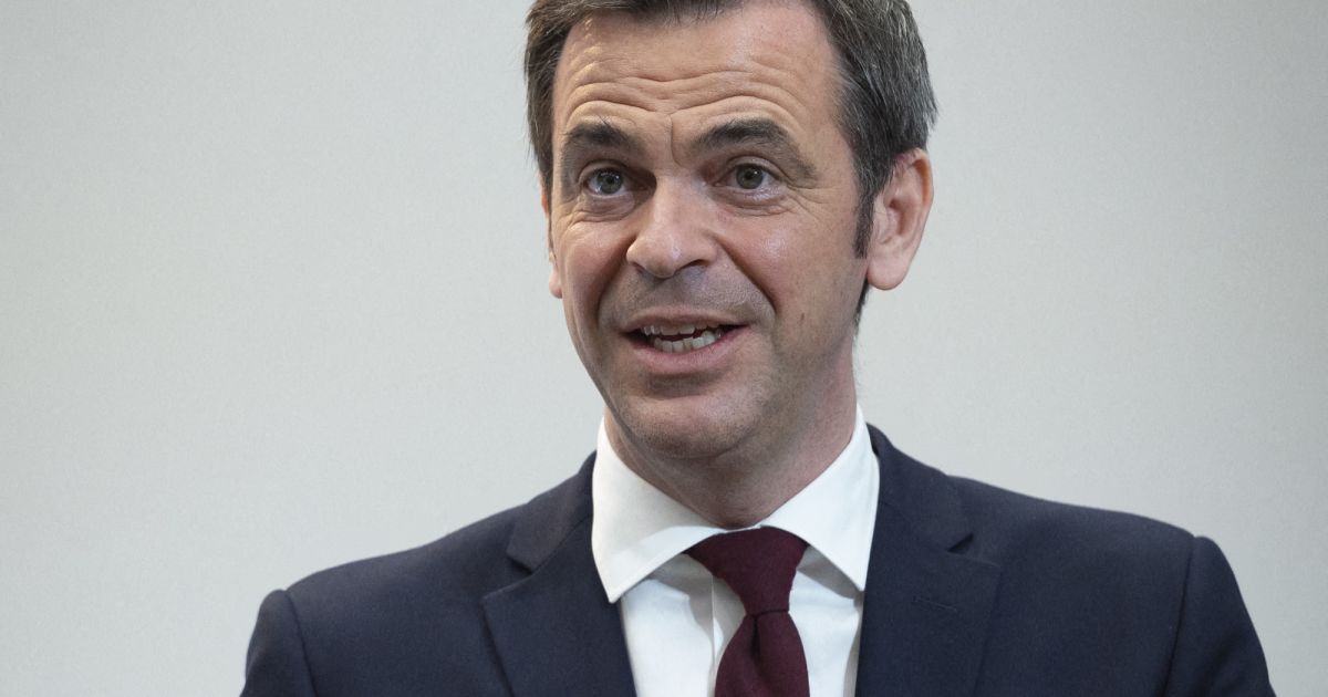 Olivier Véran en mode nature, le ministre retrouve enfin ses deux ...