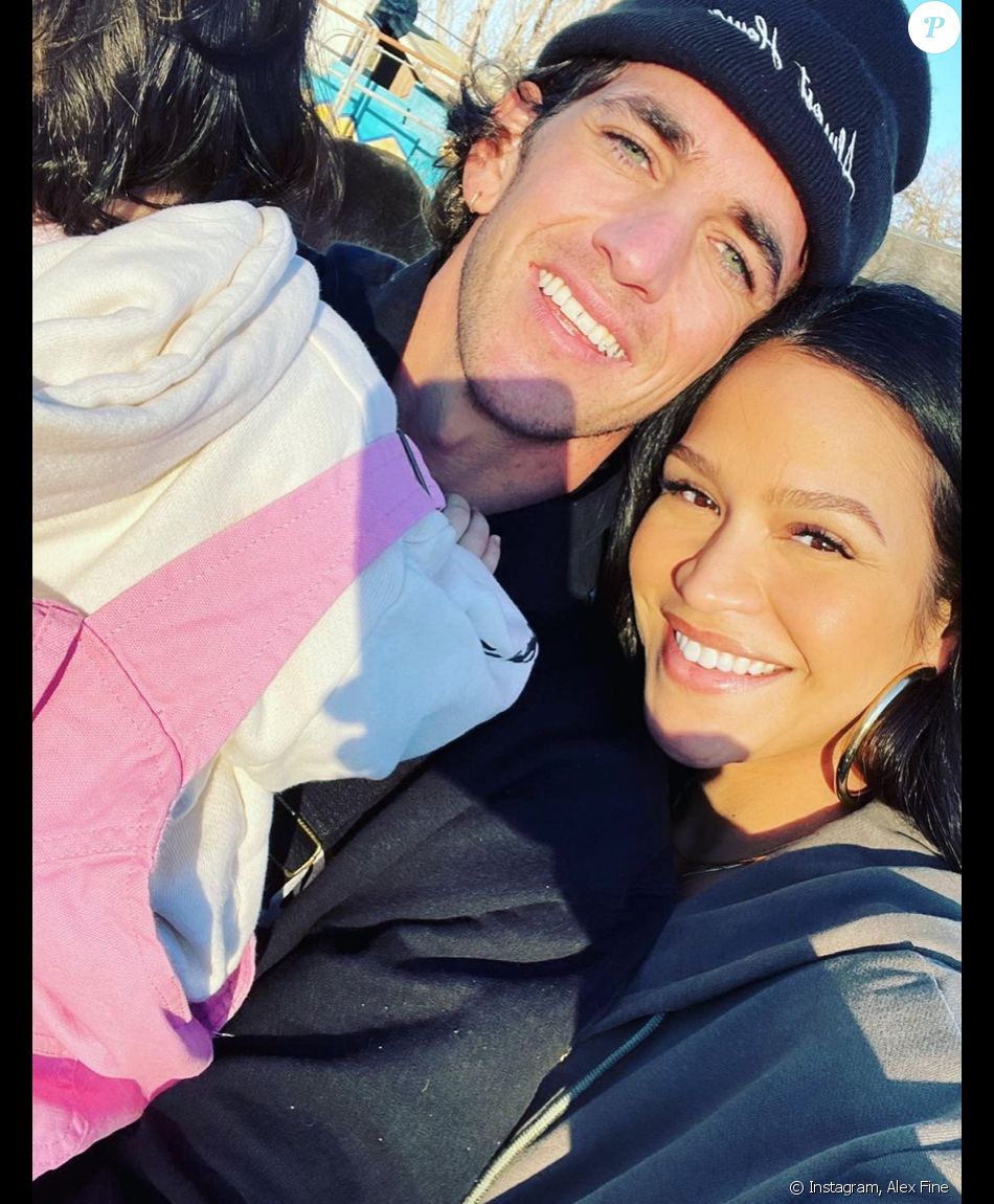 Cassie, son mari Alex Fine et leur fille Frankie. Mars 2021 - Purepeople